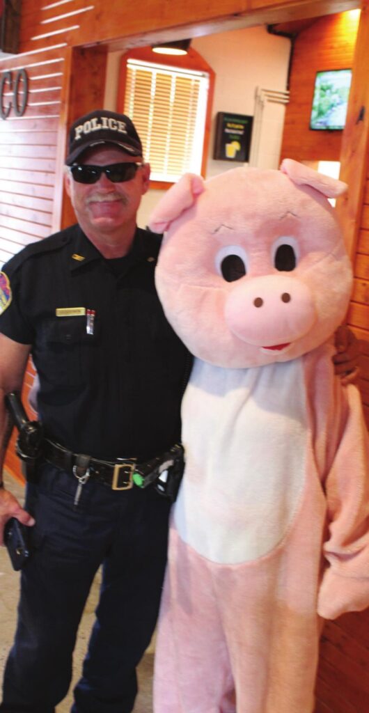 Hambone, the Whole Hawg Days pig - Eufaula Indian Journal