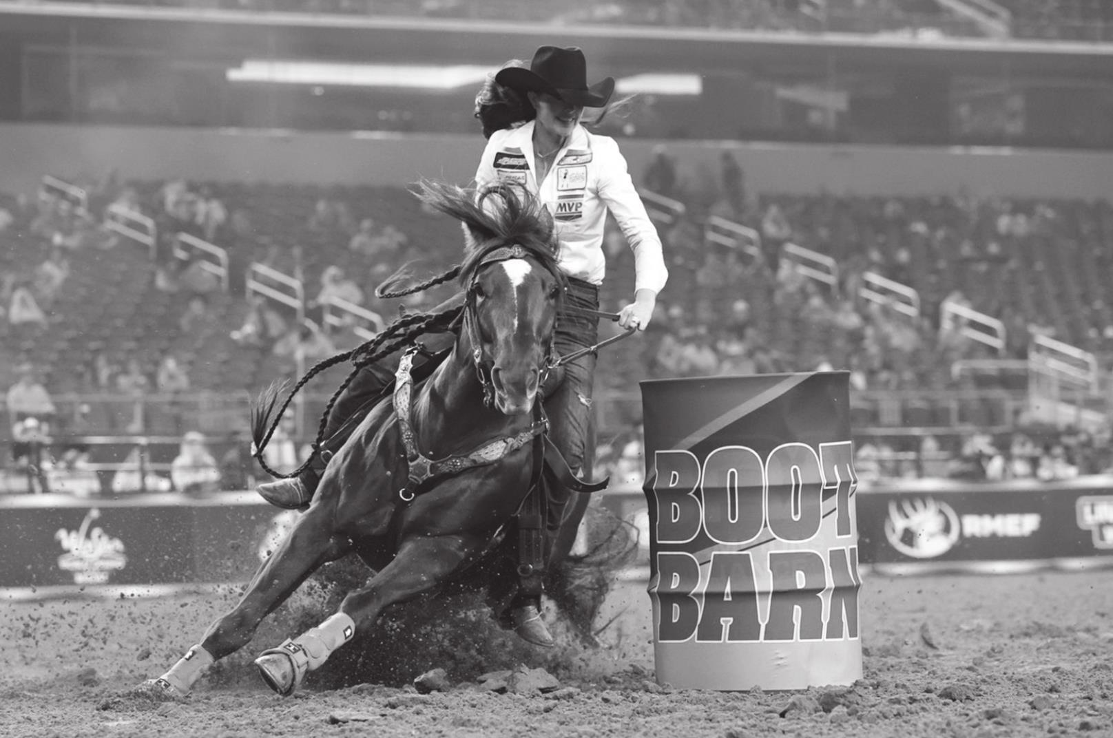 Five women crowned Women’s Rodeo World Champions In AT&T Stadium at ...