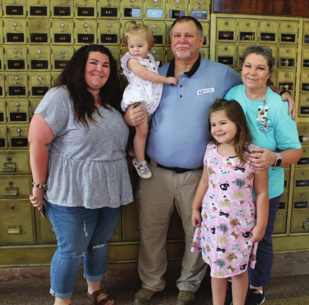 Mike Simonetti retires, ending long career with post office - Eufaula ...
