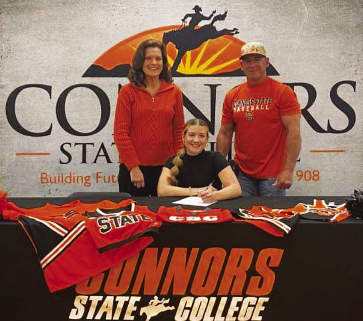 Knight signs to cheer at Connors State College - Eufaula Indian Journal