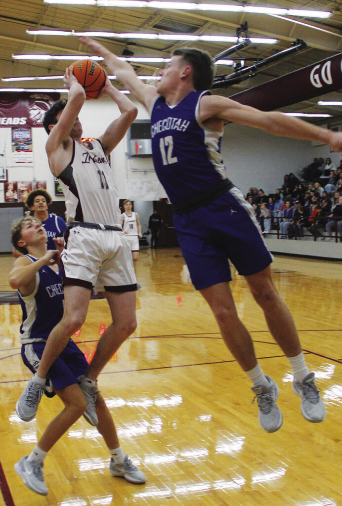 Checotah splits with Eufaula in Hoops action - Eufaula Indian Journal